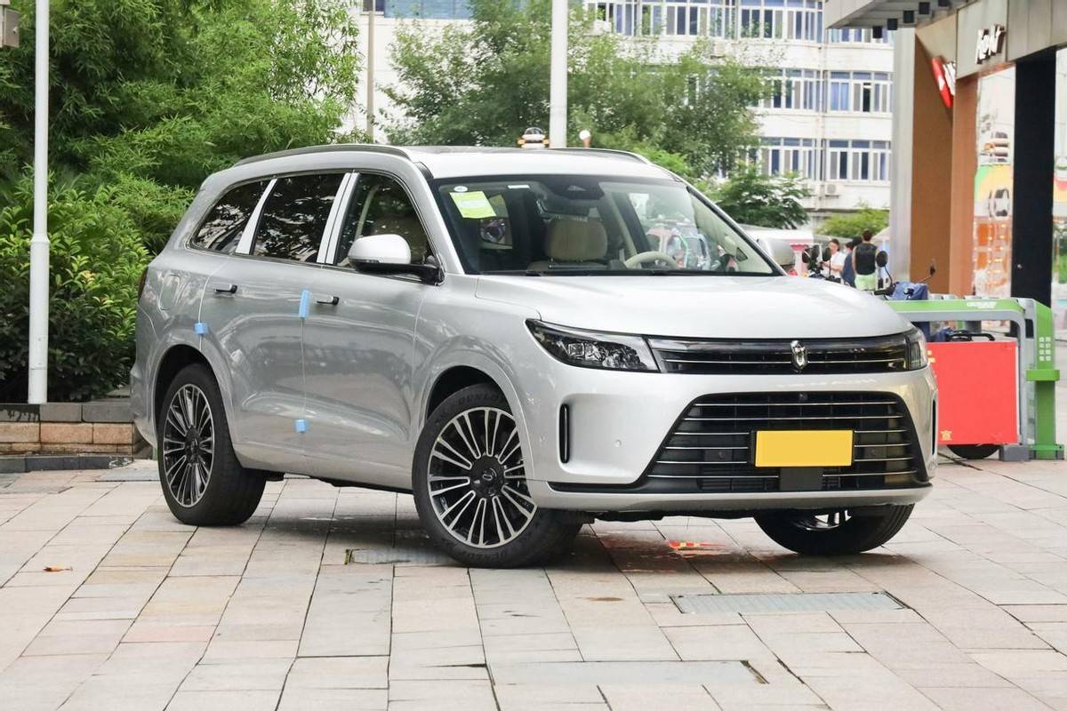 豪华新能源SUV大PK，对比新岚图FREE和新问界M7，我发现了差距_搜狐汽车_搜狐网