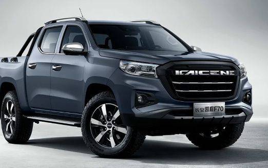 长安F70首发亮相，搭载2.0T蓝鲸动力_搜狐汽车_搜狐网