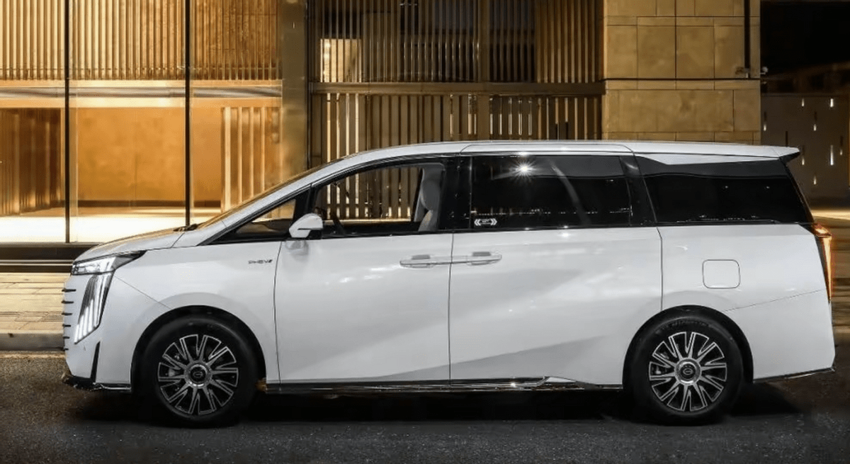 进军豪华MPV市场的传祺新能源E9和腾势D9，你们看好谁？_搜狐汽车_搜狐网