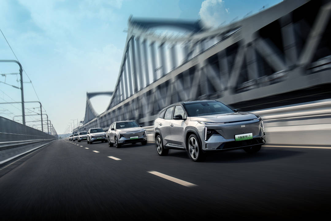 仅用时4个月，吉利银河L7第5万辆新车下线！“银河速度”成就“中国速度”_搜狐汽车_搜狐网