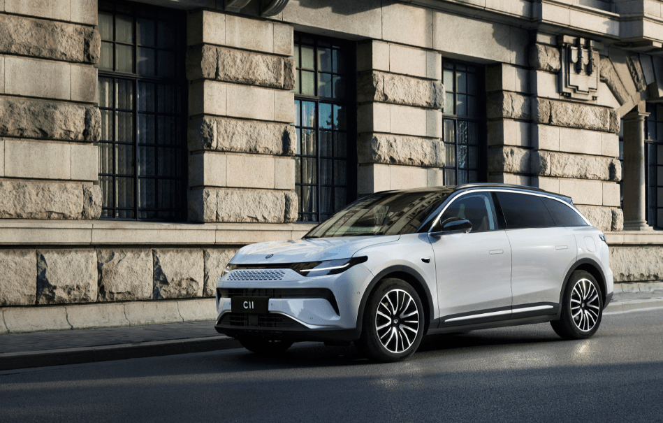 15万元的增程SUV，深蓝S7和零跑C11怎么选？_搜狐汽车_搜狐网