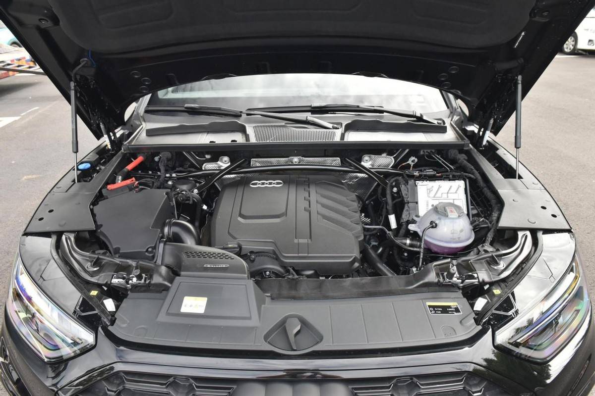 2024款奥迪Q5L上市！标配2.0T动力，对比宝马X3，值得入手吗？_搜狐汽车_搜狐网