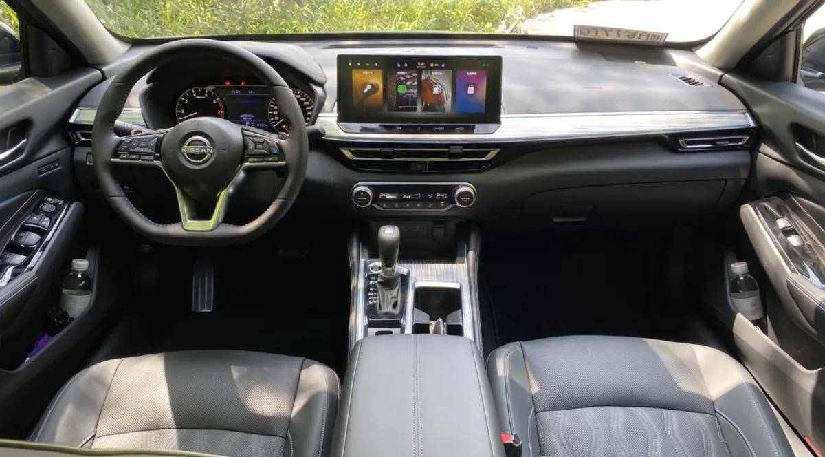 配2.0T，6秒级破百，日产天籁5个配置该如何选择_搜狐汽车_搜狐网