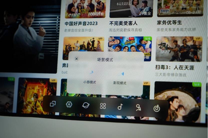 综合续航超1370公里，还有女王副驾，试驾体验吉利银河L7_搜狐汽车_搜狐网