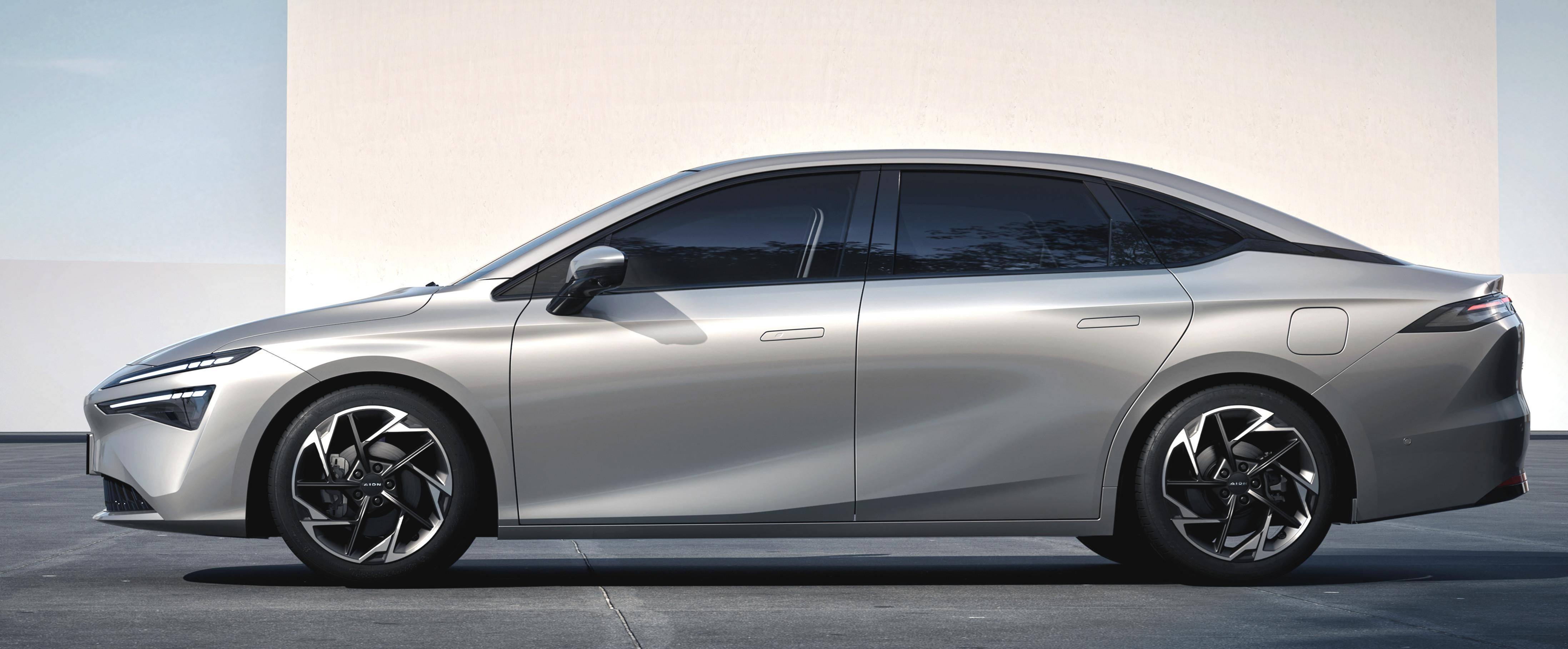 14.99万元起！全新纯电轿车AION S MAX正式上市，最高续航达610公里_搜狐汽车_搜狐网