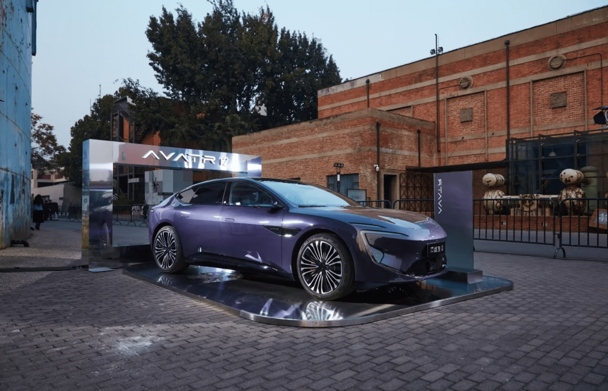 对标56e，吊打ET7，阿维塔12到底是何方神圣？_搜狐汽车_搜狐网