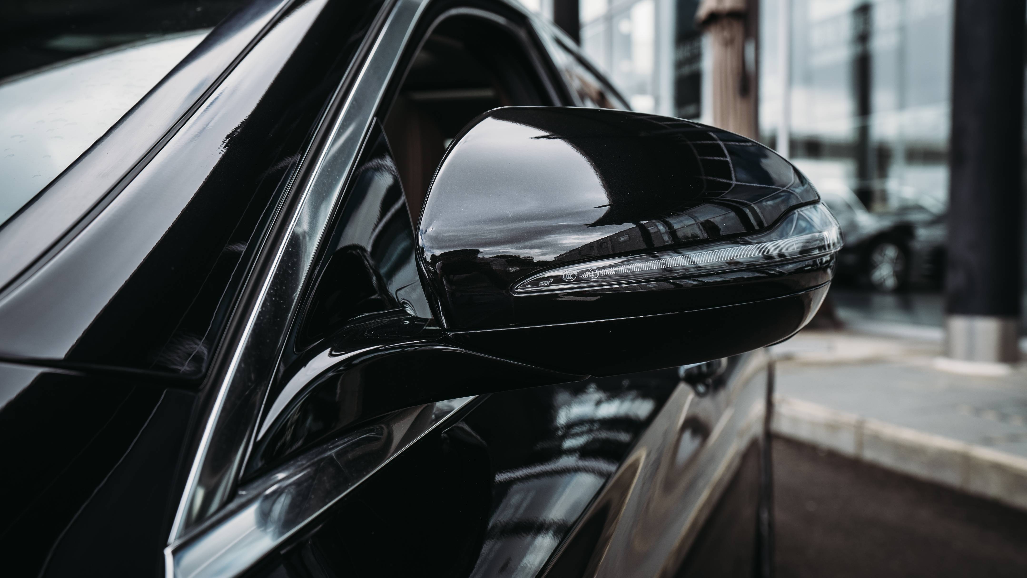 诚成互生：美学+豪华“E”术，还带龙膜！【奔驰E级 2022款 E260L】_搜狐汽车_搜狐网