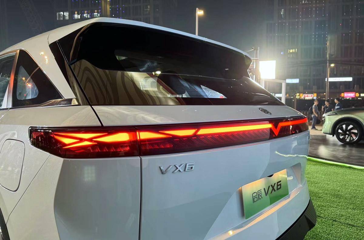 大空间且灵活多变、灯塔OS冰雪聪明，启辰VX6上市，仅14.19万起_搜狐汽车_搜狐网