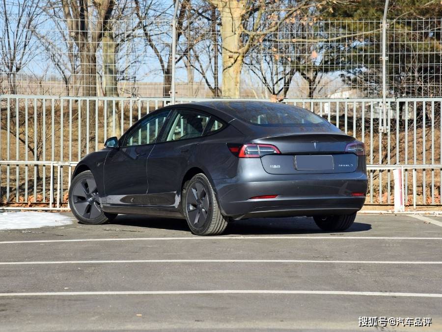 奔驰C级、奥迪A4L和特斯拉model3之间怎么选择？_搜狐汽车_搜狐网