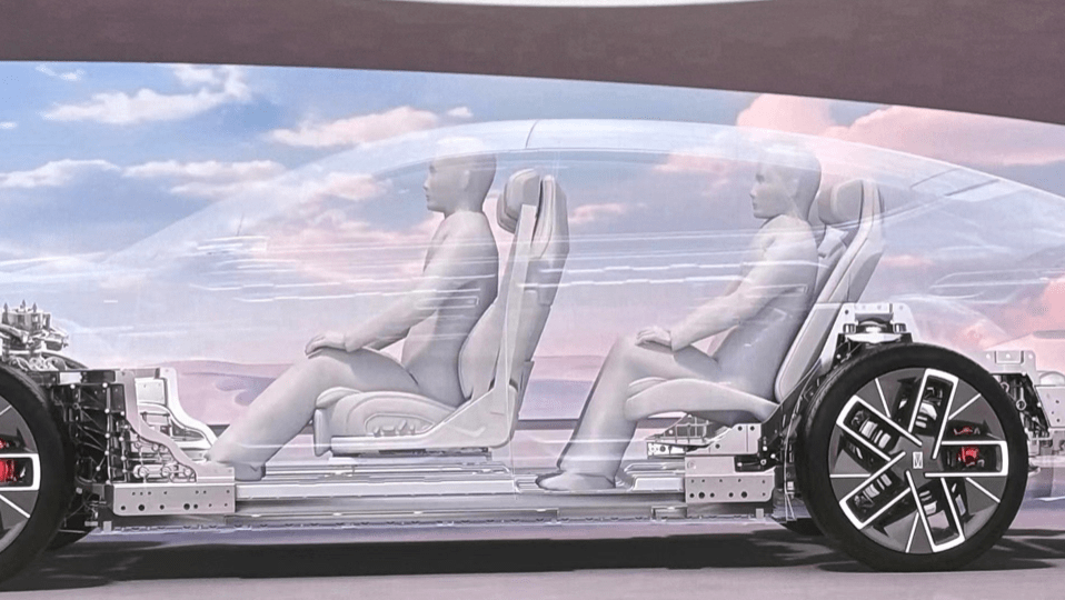 没CTC是好事？阿维塔12用上定制电池，入门续航700km_搜狐汽车_搜狐网