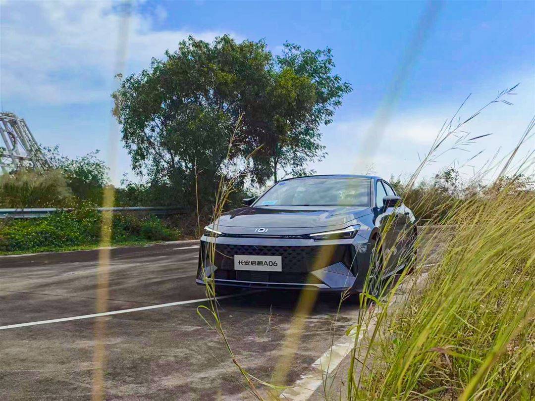 插混还得看长安？试驾：长安启源A06/Q05_搜狐汽车_搜狐网