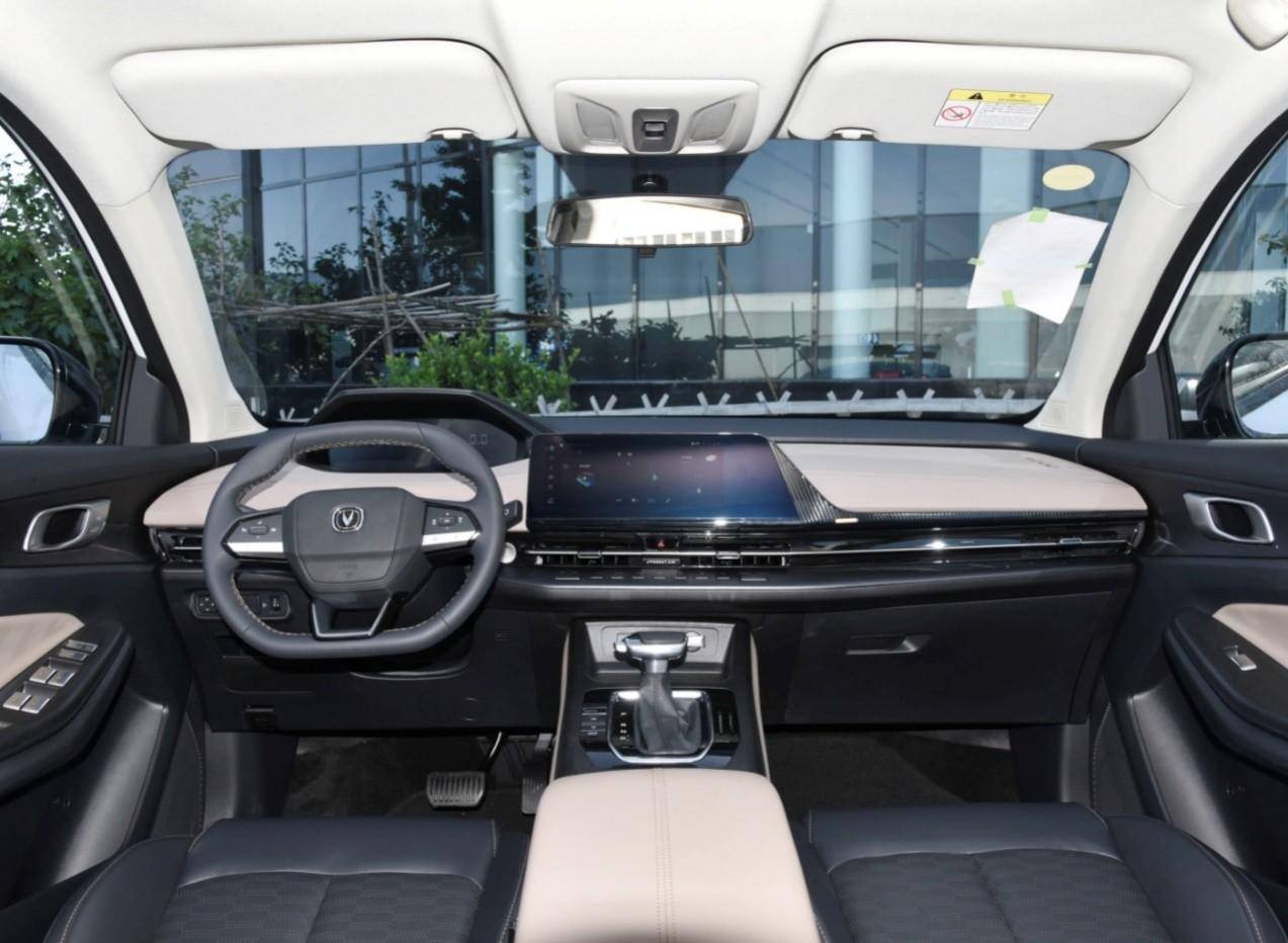 10万级家用SUV如何选，吉利博越COOL硬刚长安CS55 PLUS_搜狐汽车_搜狐网