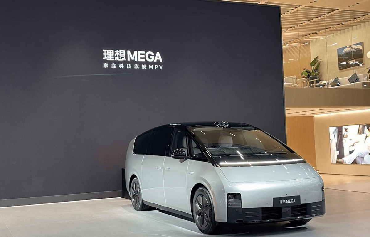 极限二选一，小鹏X9预售38.8万，理想MEGA顶配60万_搜狐汽车_搜狐网