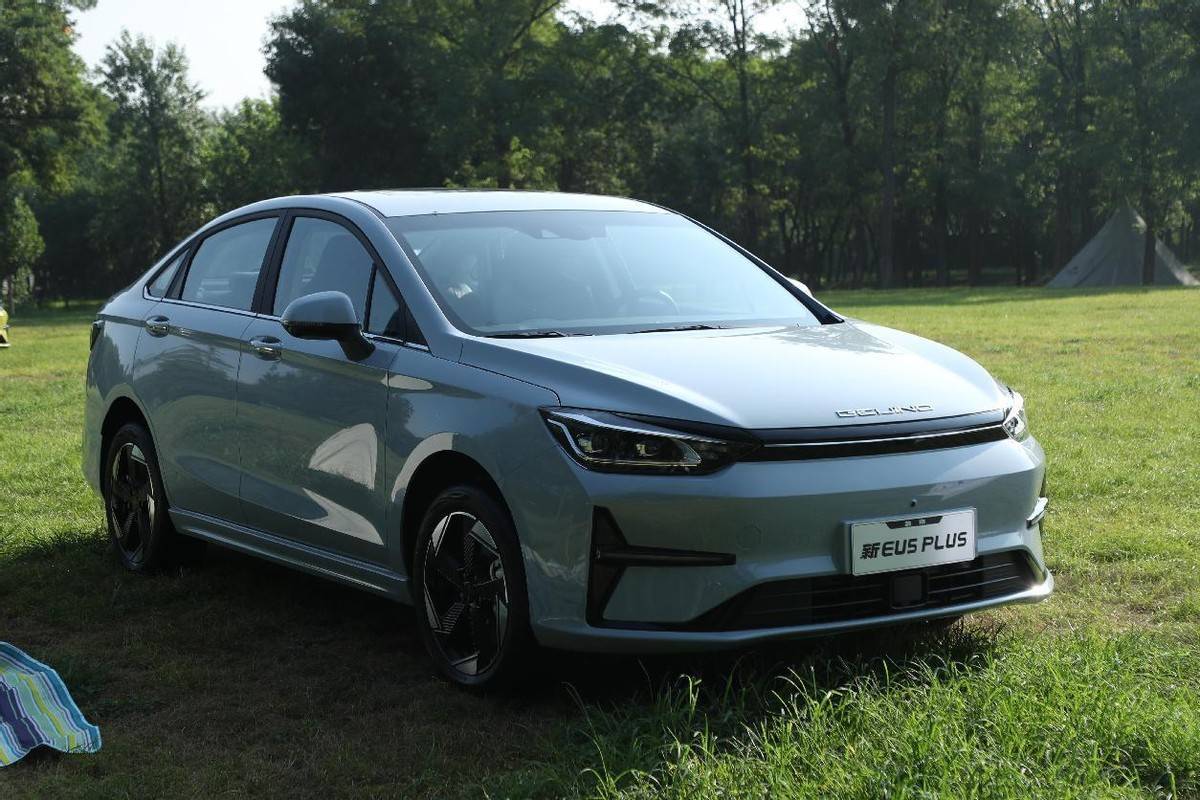 寒流来袭，北京汽车EU5 PLUS做冬季最有“温度”的车_搜狐汽车_搜狐网