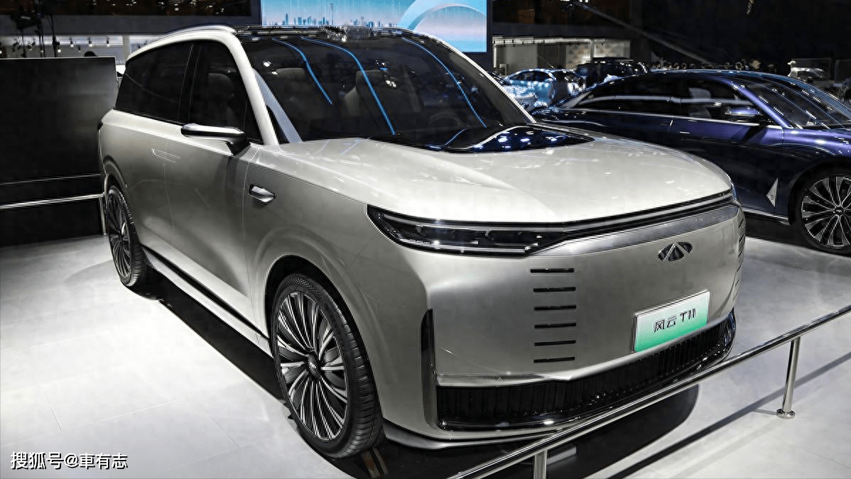 奇瑞风云T11亮相，外观霸气，内饰酷似理想L9，纯电续航200km_搜狐汽车_搜狐网