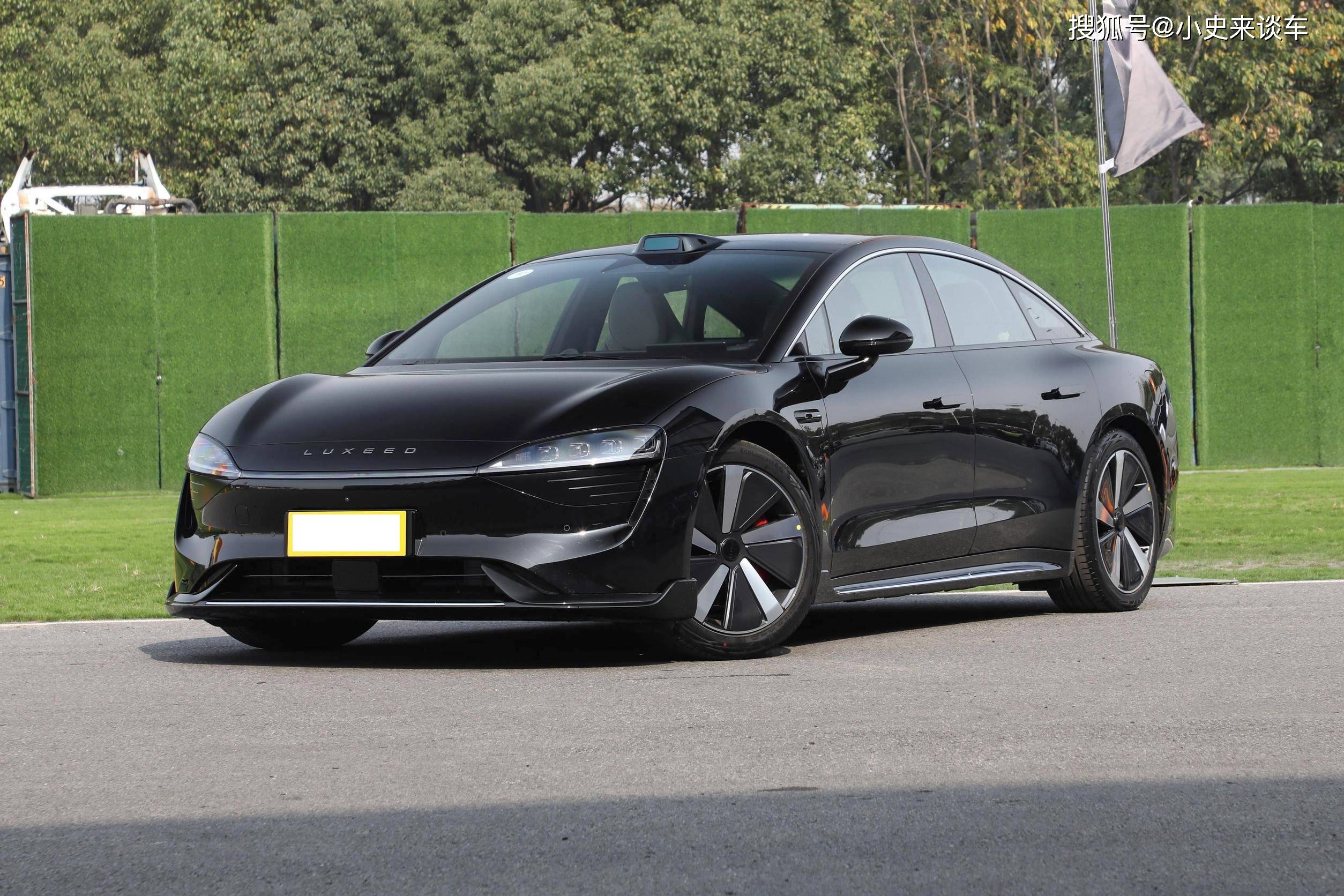 华为智选车首款轿车，智界S7上市！售价24.98万起，综合续航855Km_搜狐汽车_搜狐网