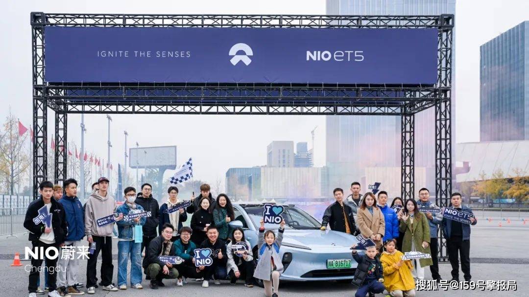 带来沉浸式赛道体验释放更多驾驶乐趣，抢先体验蔚来ET5赛道模式-EP Mode_搜狐汽车_搜狐网
