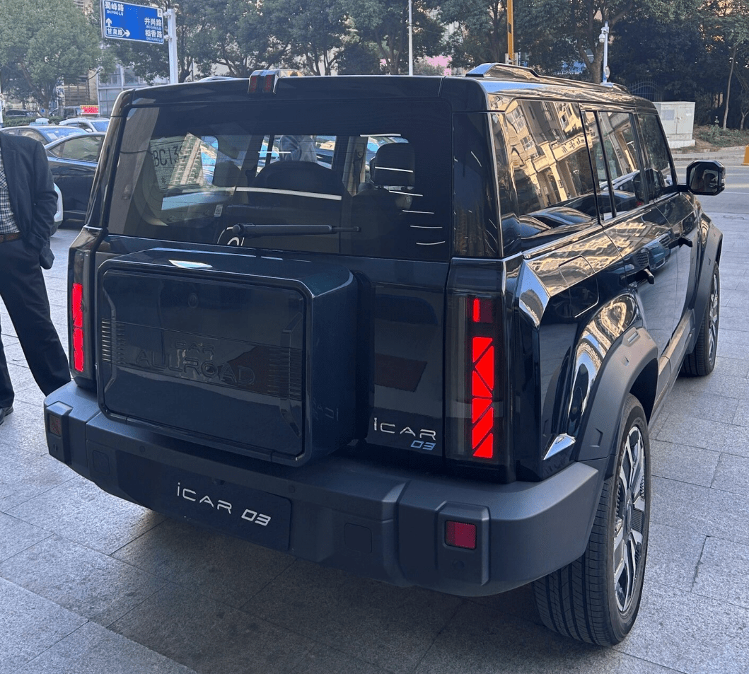 或12.98万起？奇瑞iCAR 03到店，方盒子造型+大疆智驾，续航501km_搜狐汽车_搜狐网