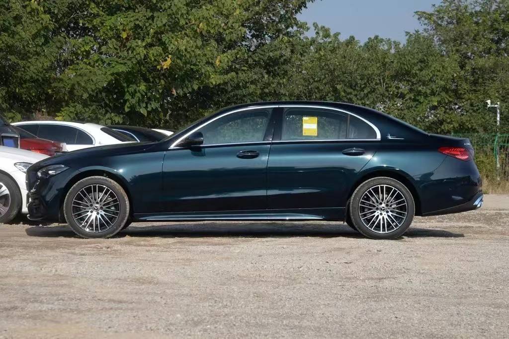 33.32万起，标配1.5T＋9AT动力，轴距2954mm，解读2024款奔驰C级_搜狐汽车_搜狐网