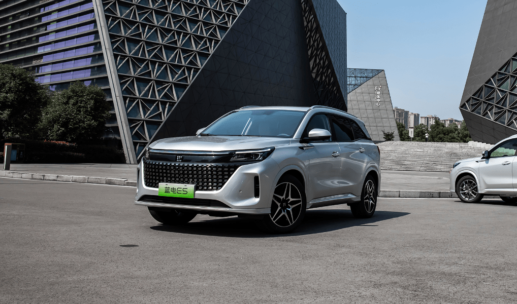 捅破天！中型插混SUV蓝电E5只需9.98万，长安CS75 PLUS拿啥竞争？_搜狐汽车_搜狐网