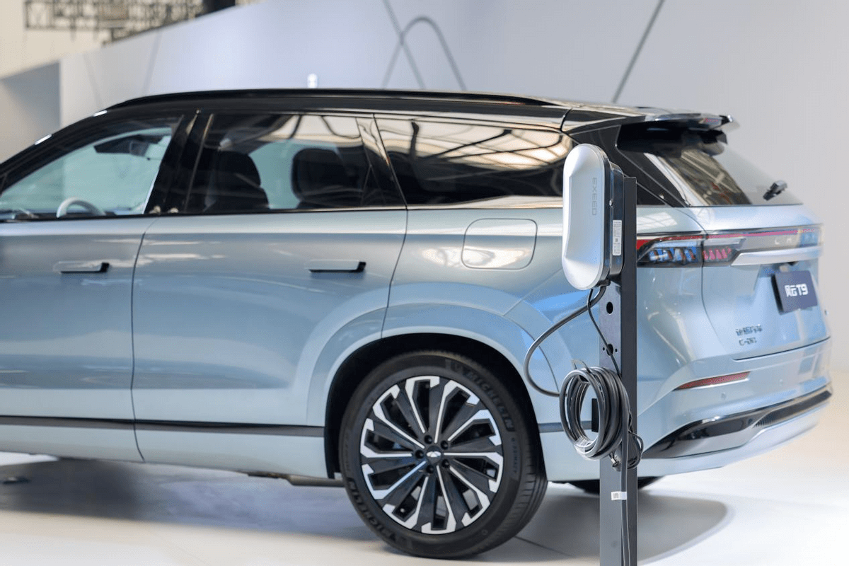 全新LOGO，奇瑞风云T9首车下线，续航超1400km_搜狐汽车_搜狐网