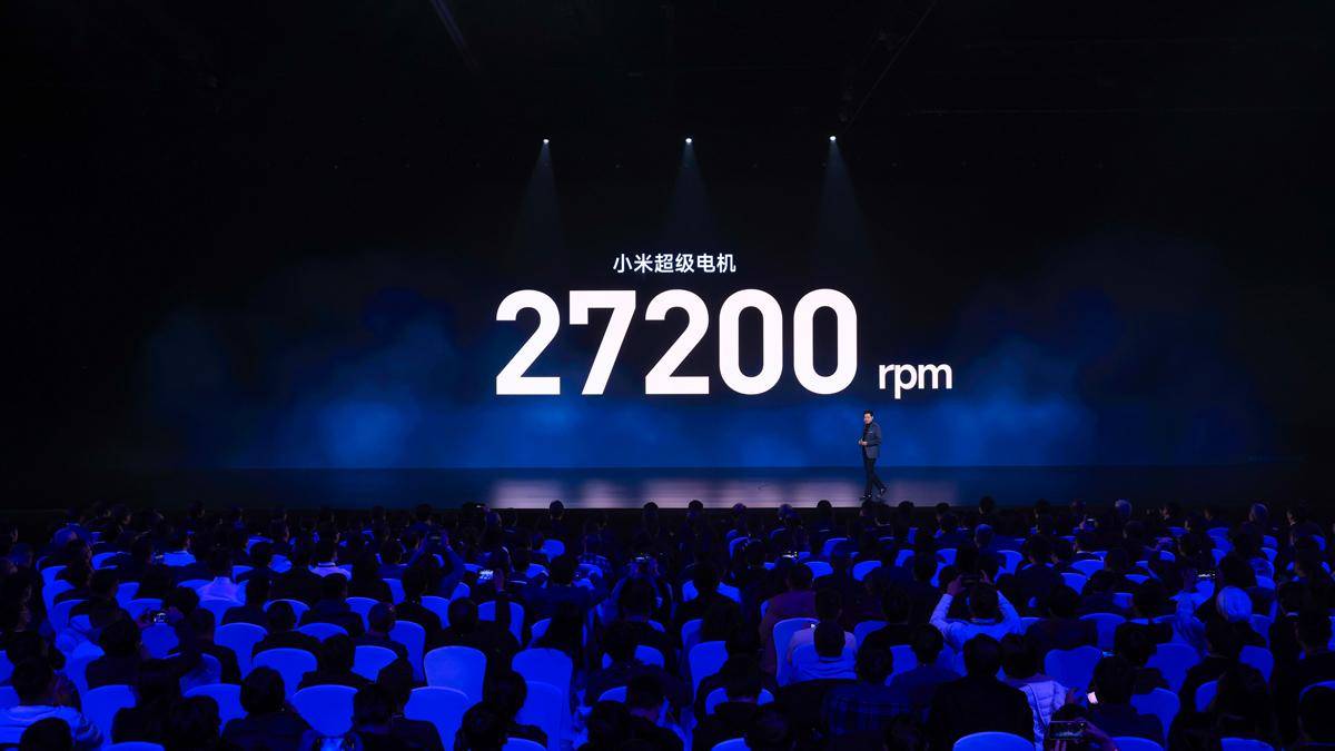 小米SU7真车测试时速突破300公里 超级电机V8S有点猛_搜狐汽车_搜狐网