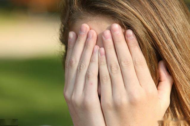 15秒一个单词（第2600个）abashed_looked