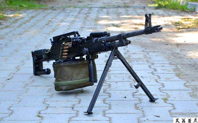军事丨波兰推出新一代PKM通用机枪，俄罗斯这次恨到骨子里去了-搜狐大视野-搜狐新闻