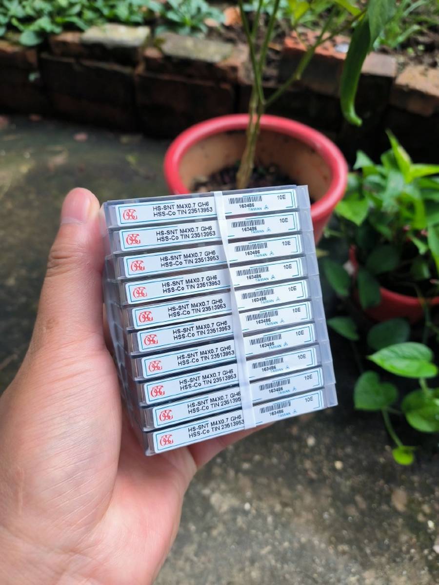 Tosg台湾大宝螺帽丝锥M4*0.7 GH6