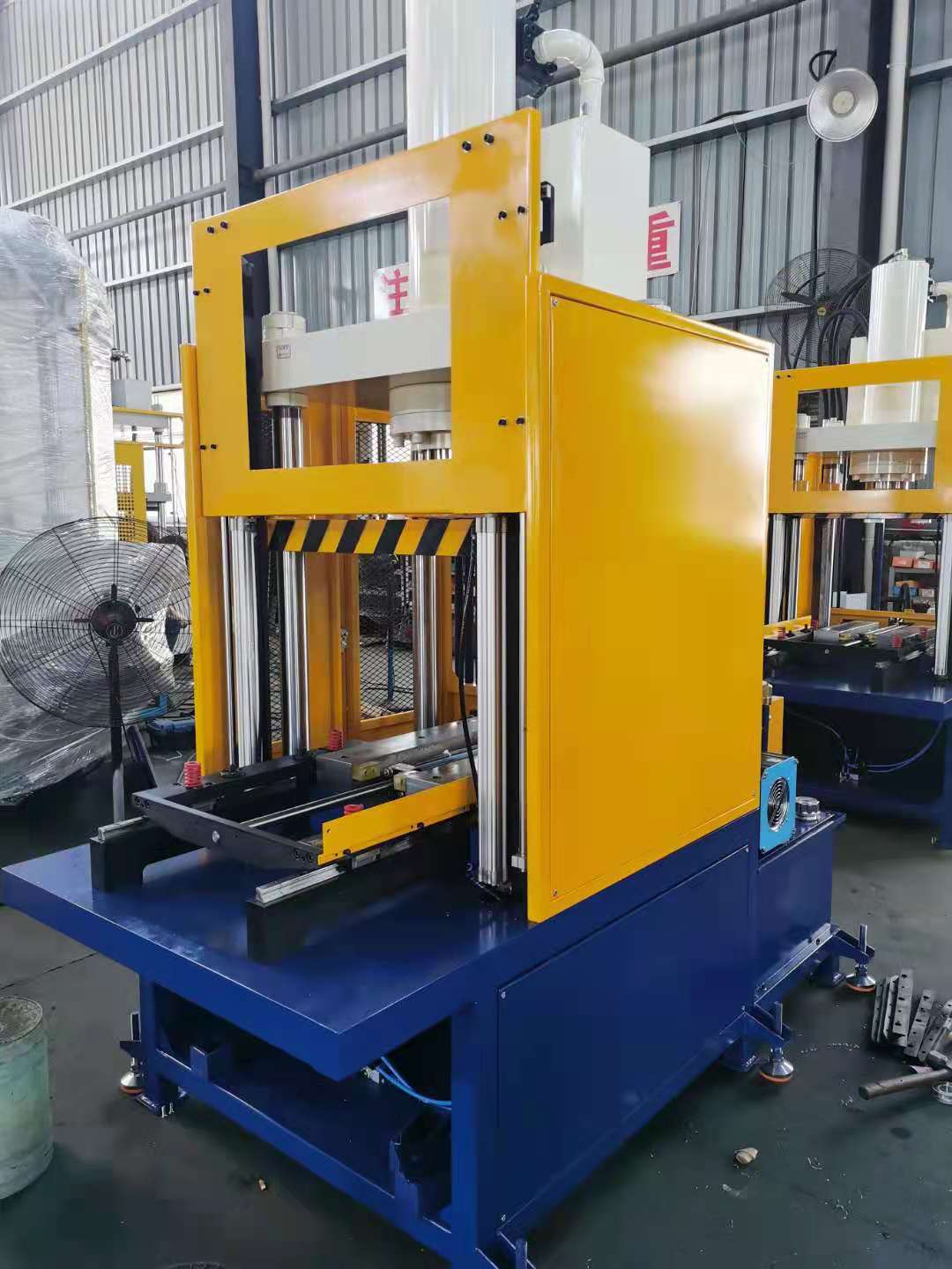 50T伺服液压机现场图-搜狐大视野-搜狐新闻