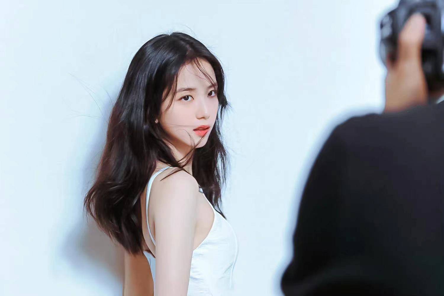 JISOO JISOO-搜狐大视野-搜狐新闻