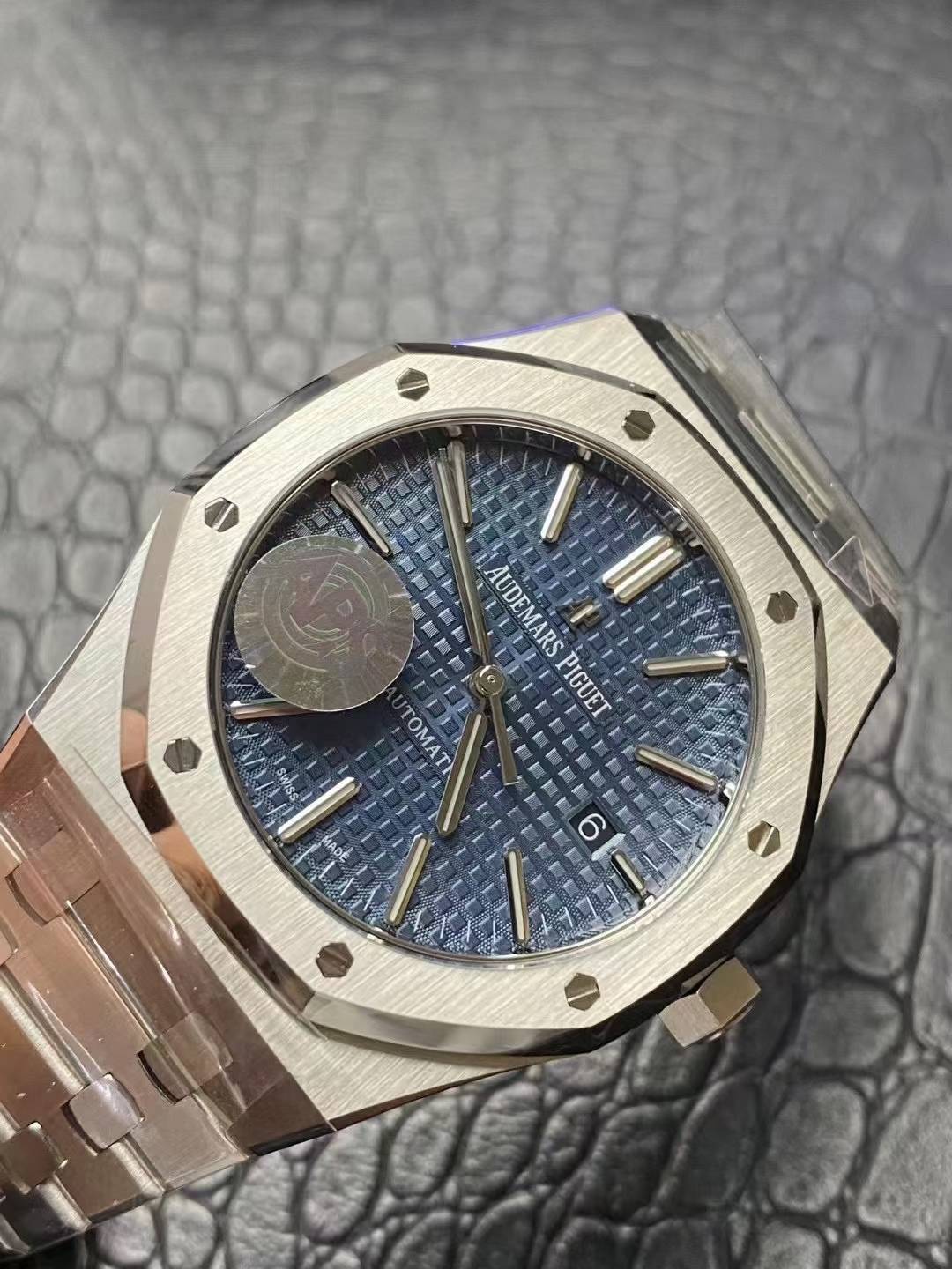 APS爱彼皇家橡树15400，真正一体机芯的钢王之王_款式