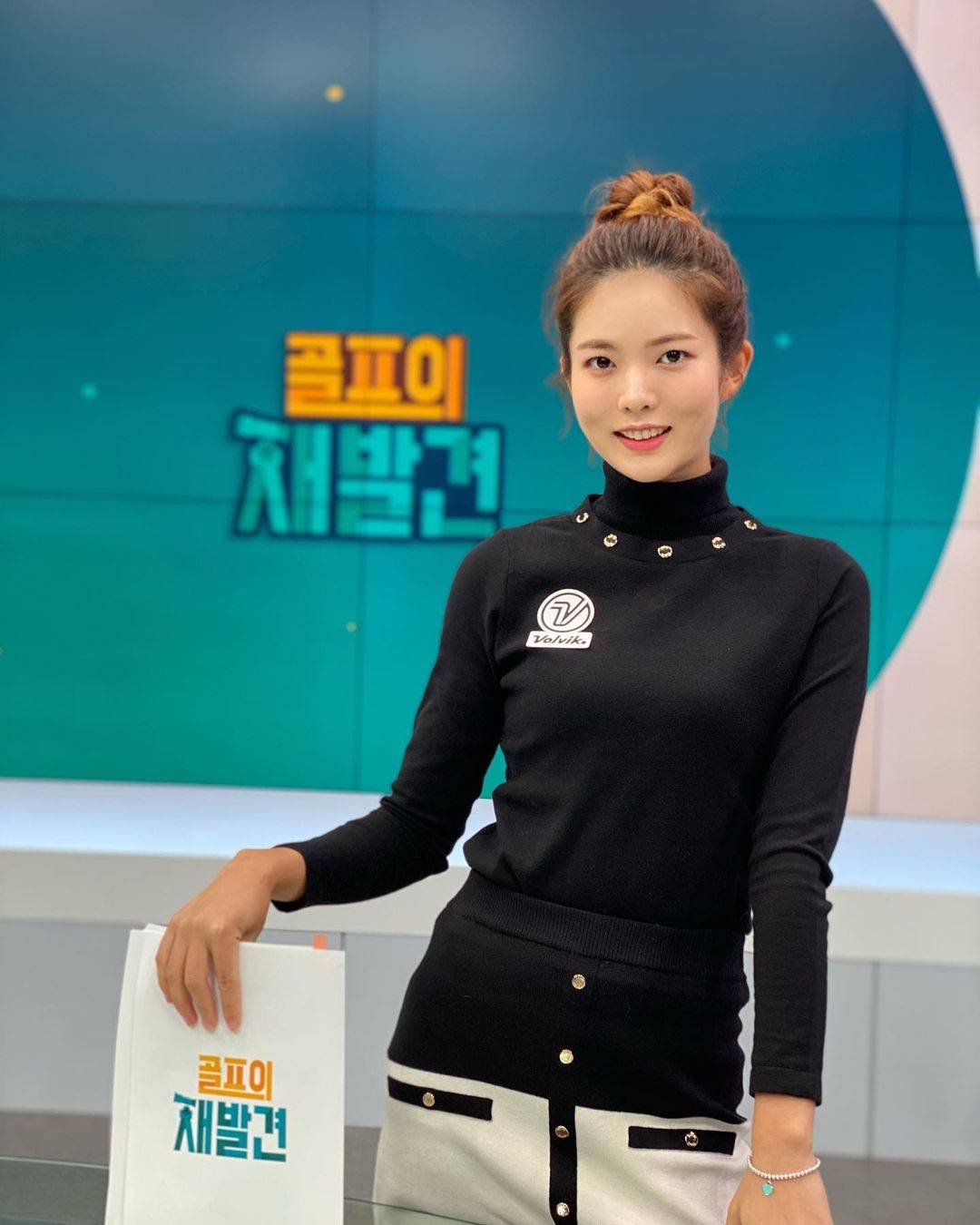 组图：KLPGA美女球员成网红 身高177长腿引舔屏-搜狐大视野-搜狐新闻