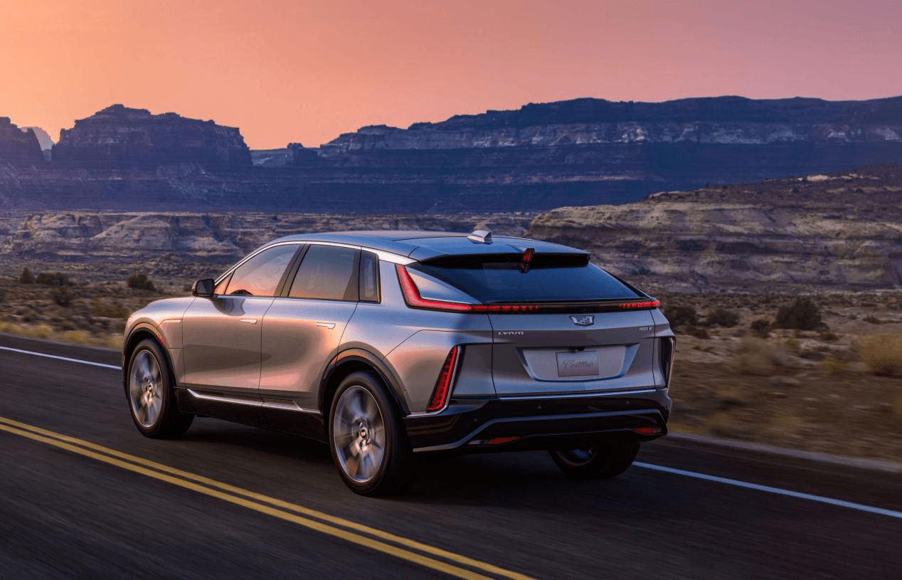 40万+纯电豪华，凯迪拉克LYRIQ和奔驰EQC谁更有热度？先锋豪华更值得_搜狐汽车_搜狐网