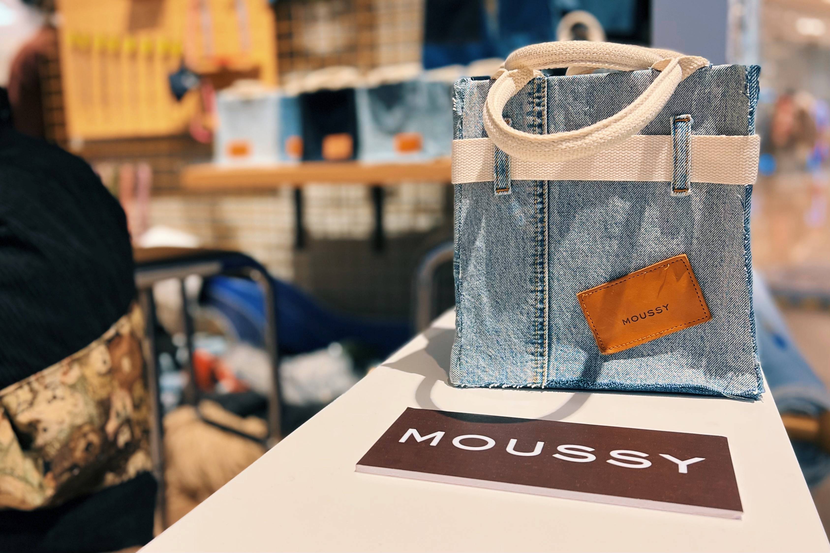 MOUSSY SLY #0000FF Pop-Up-搜狐大视野-搜狐新闻