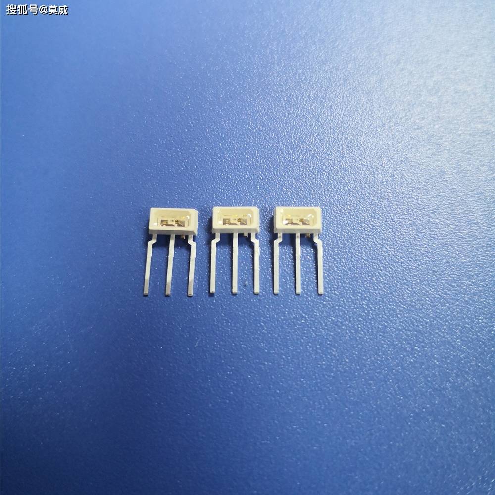 CS8406_192 kHz 数字音频发射_齐全光纤输出端子与光纤接收座子Layout设计指南_转换器_芯片_塑料