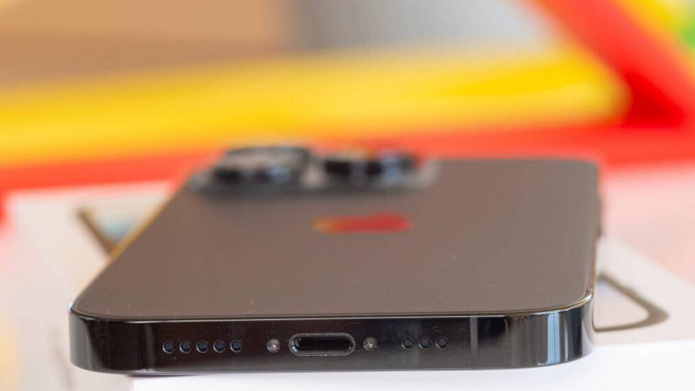 Apple iPhone 14 Pro-搜狐大视野-搜狐新闻