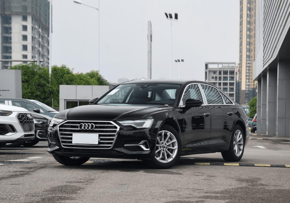 41.87万元起，降价后的A7L实力到底有多强？_搜狐汽车_搜狐网