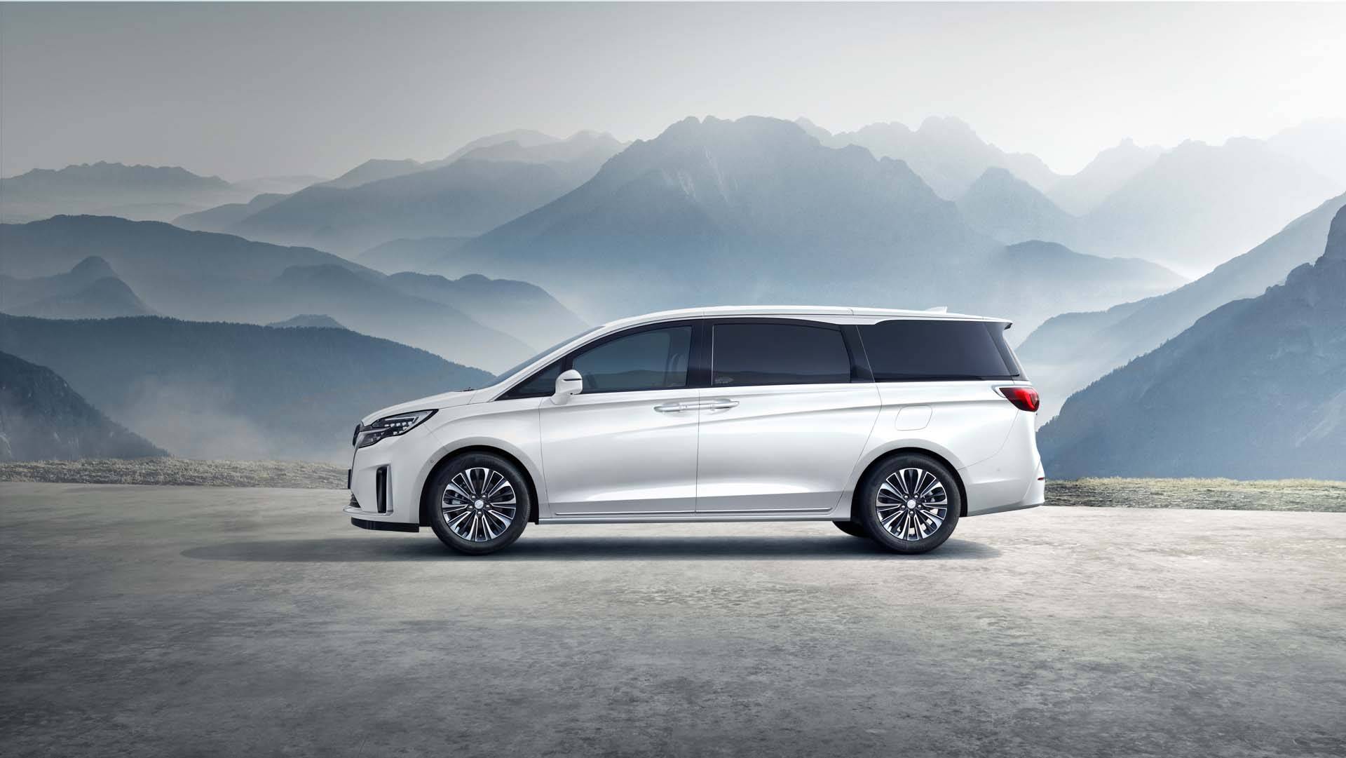 新款别克GL8正式上市！艾维亚版标配香氛系统，售价31.79万元起_搜狐汽车_搜狐网