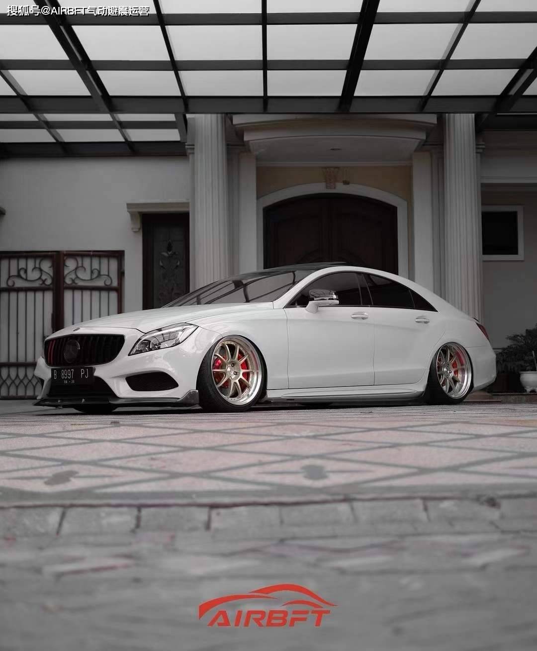 #最美低趴轿跑#奔驰CLS#AIRBFT气动避震_搜狐汽车_搜狐网