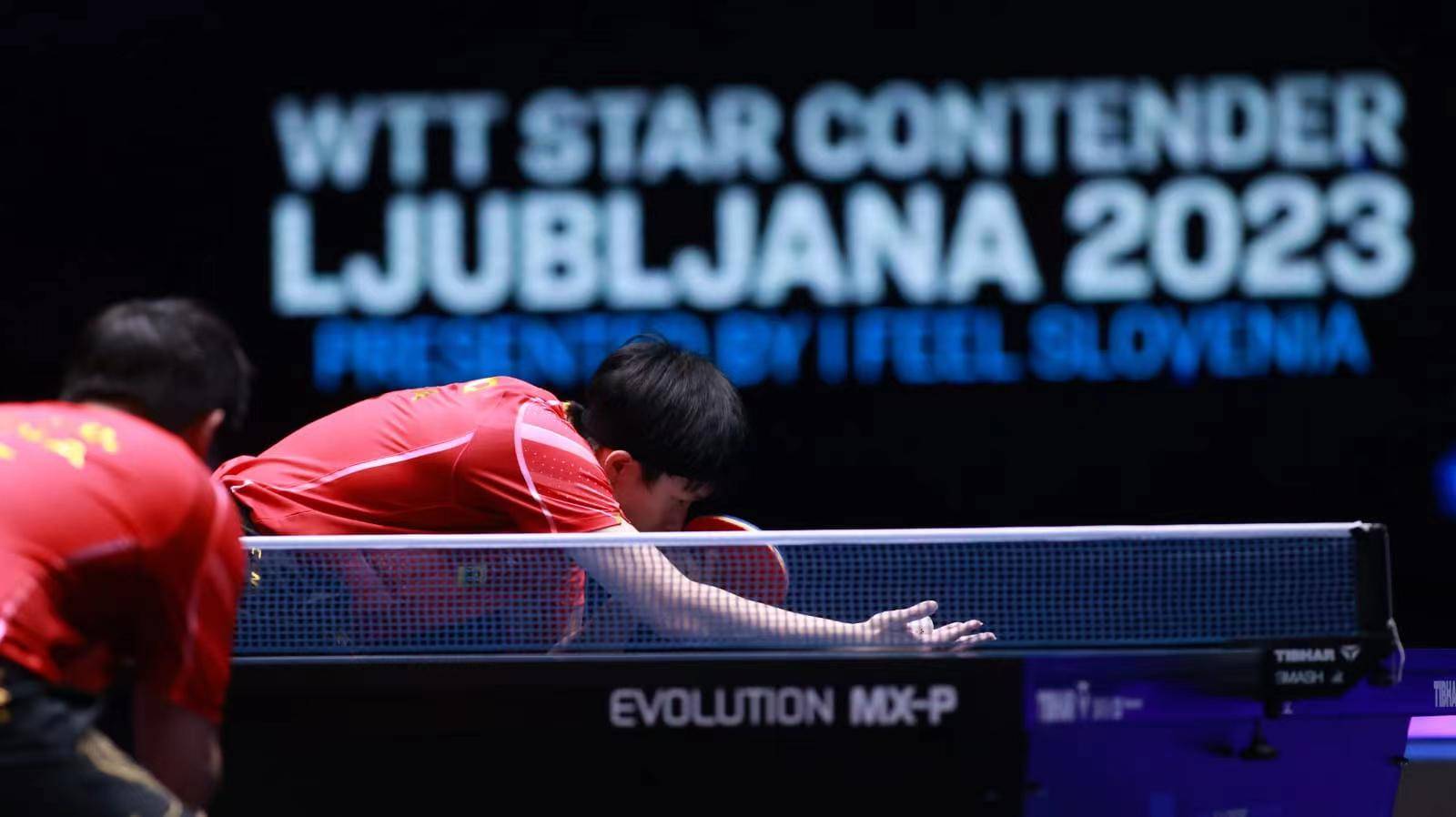 WTT卢布尔雅那站男单决赛 樊振东4-3险胜王楚钦-搜狐大视野-搜狐新闻