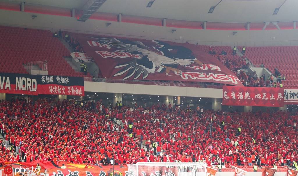 球迷艺术的极致！回顾2023赛季中超超燃TIFO-搜狐大视野-搜狐新闻