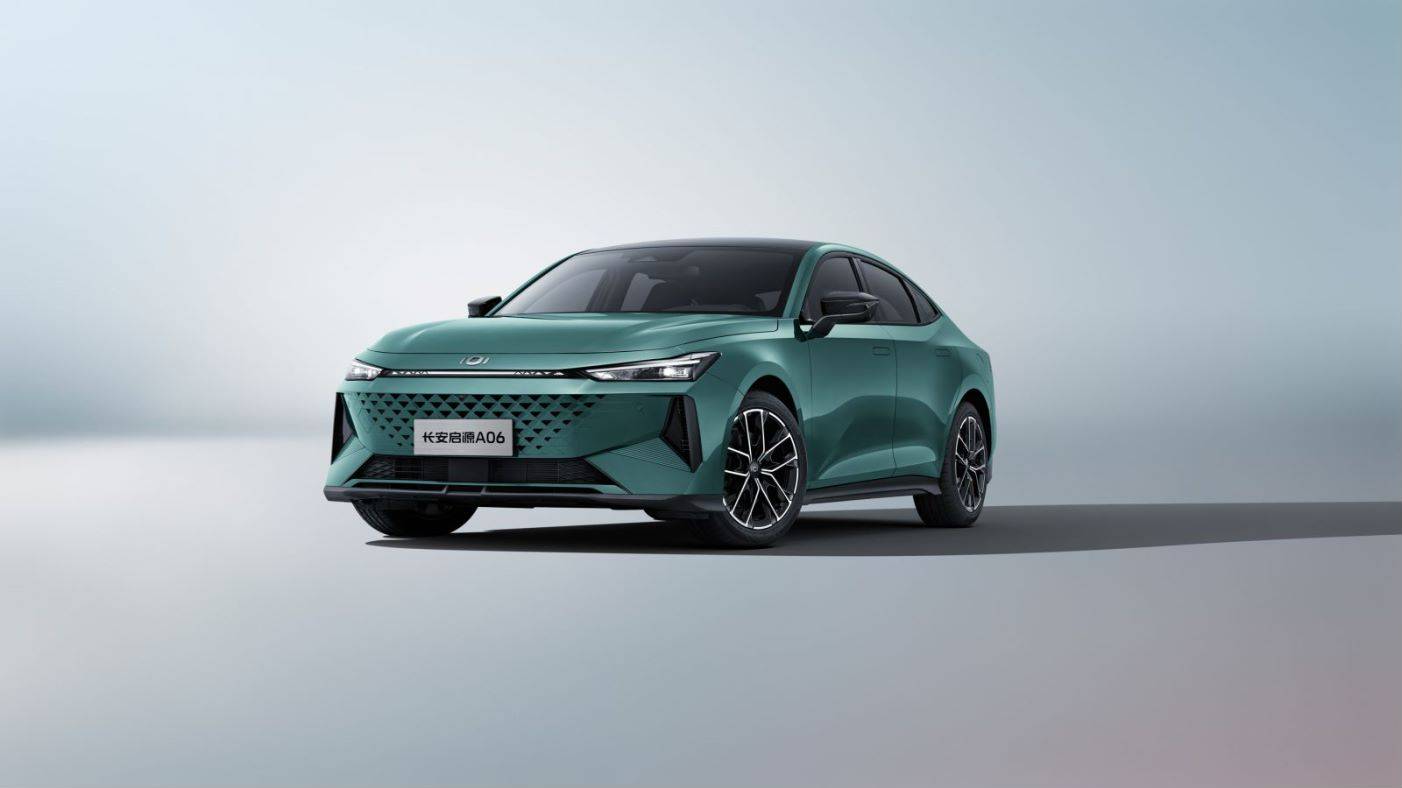 试驾长安启源A06，四“超”实力诠释“中国心”十佳数智电驱_搜狐汽车_搜狐网