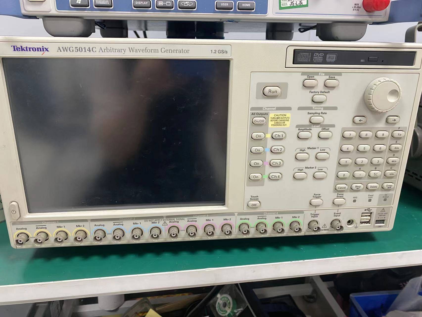 泰克AWG5014C任意波形发生器，1.2 GS/s_手机搜狐网