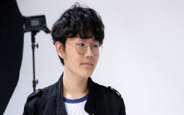 欧美玩家如何看待betty接班UZI：别比较，几乎没人能和UZI对线！_评价