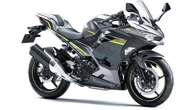 简讯：新图案的 Kawasaki Ninja 400、ZX-25R 泰国上市_搜狐汽车_搜狐网