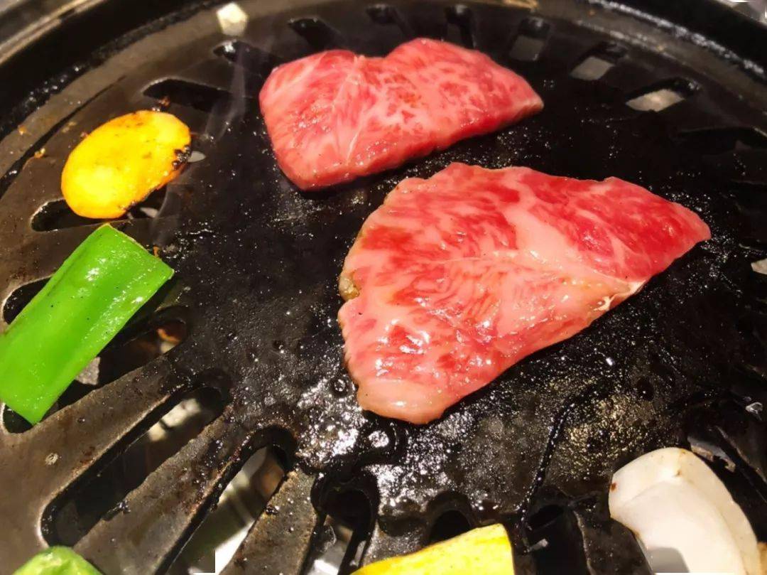 日本最顶级的牛肉_近江