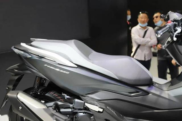 Honda发布NSS350、CM300，开中排量销售新模式_搜狐汽车_搜狐网