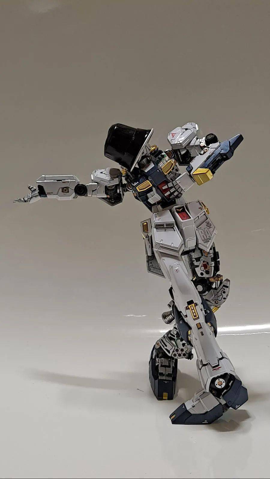 RG牛高达浮游炮的花式玩法-搜狐大视野-搜狐新闻