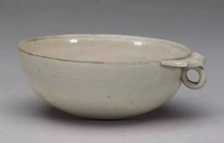 为什么古代的杯子不带把儿？_把手